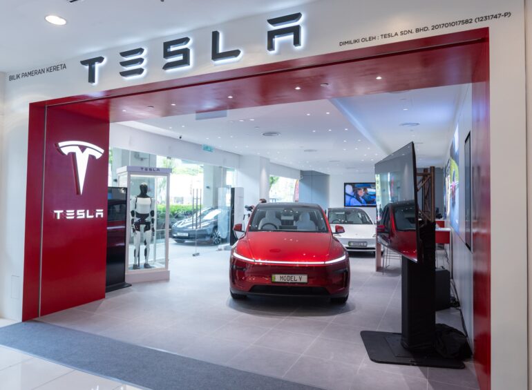 Tesla Experience Centre at Gurney Plaza, Penang Is Now Open ...